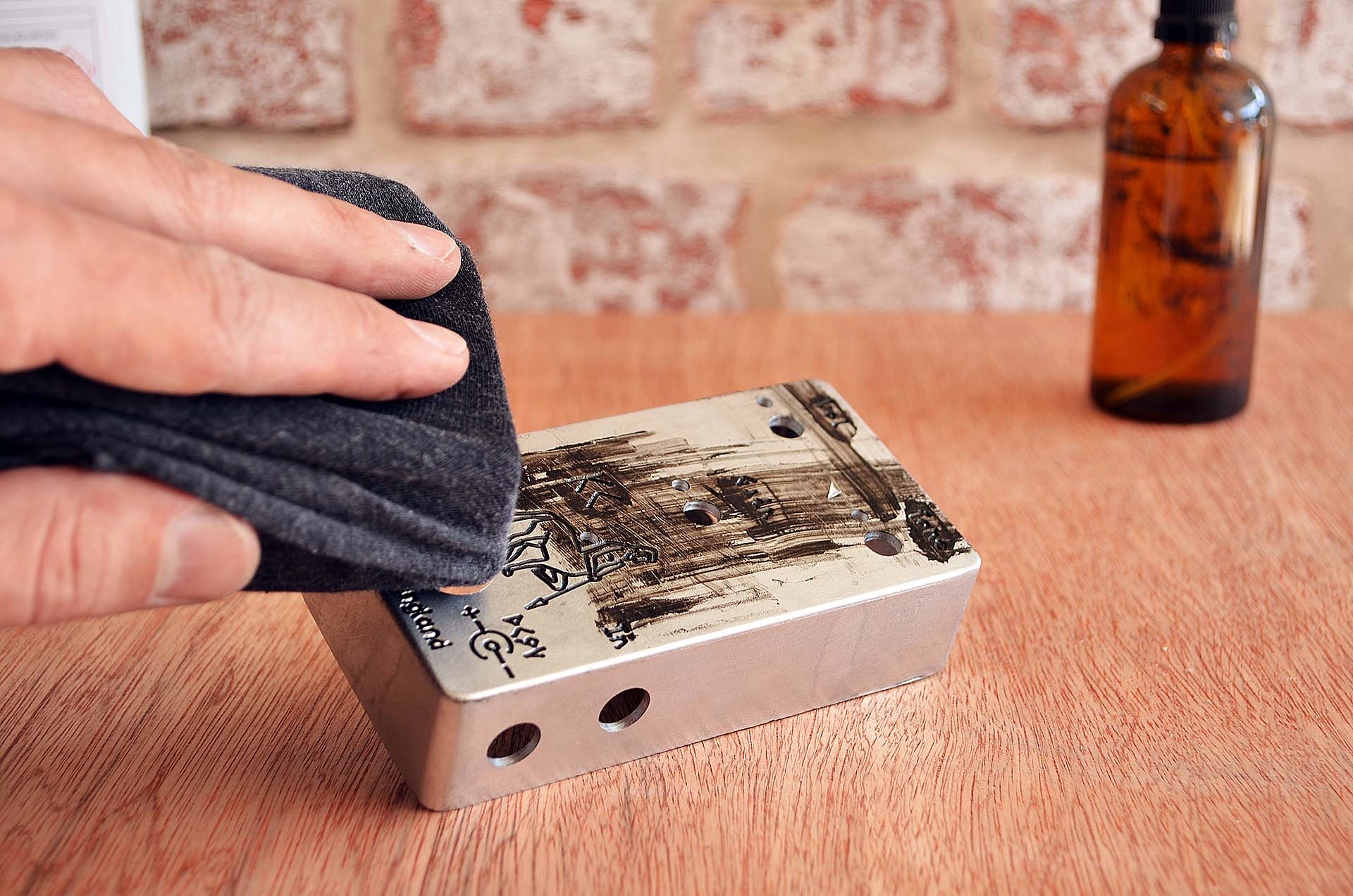 ABOUT – Boo Instruments